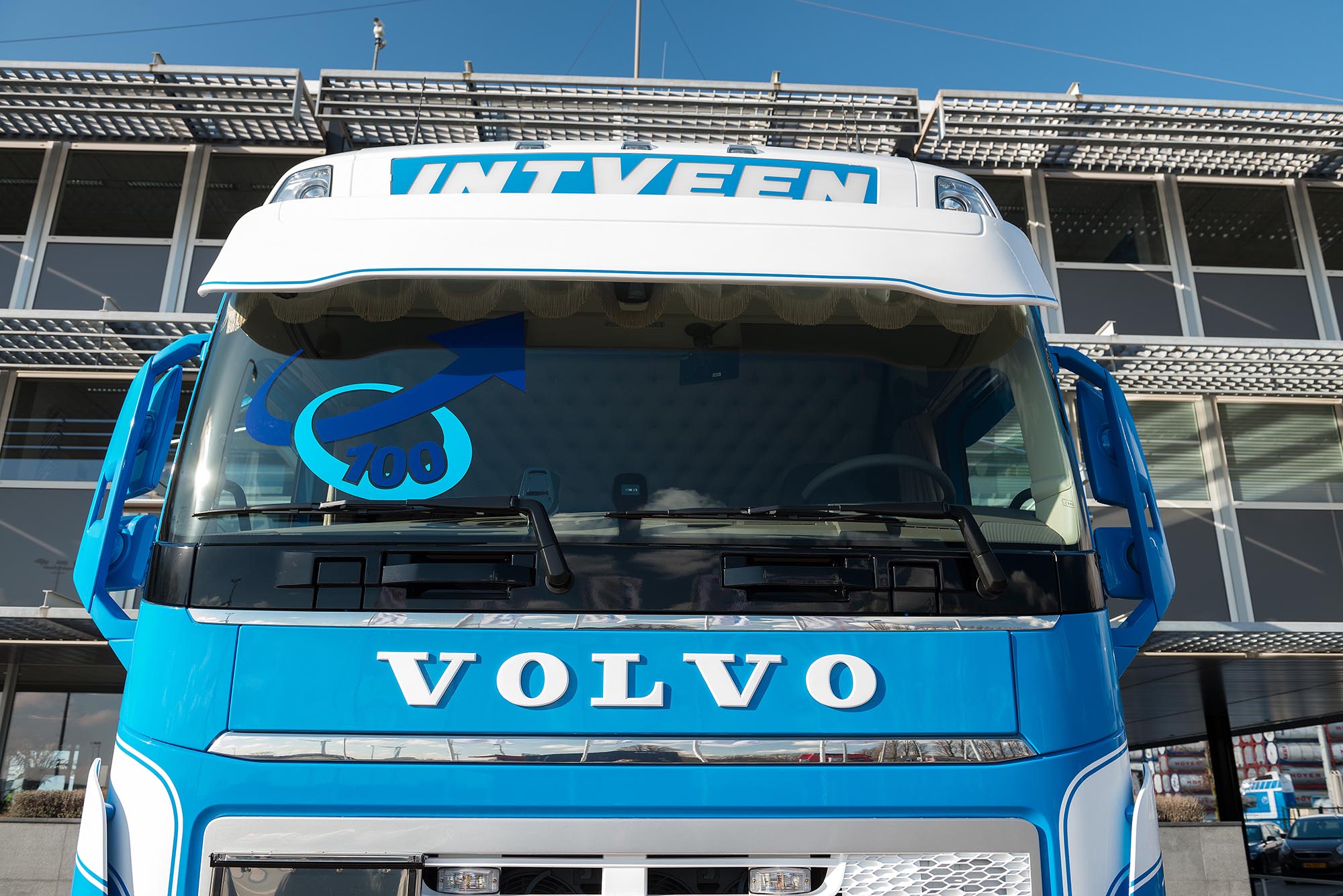100ste truck voor Kees in 't Veen is een Volvo FH