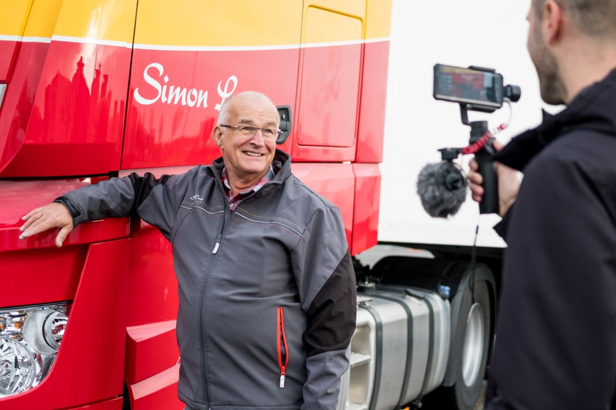Simon Loos werft 135 nieuwe chauffeurs