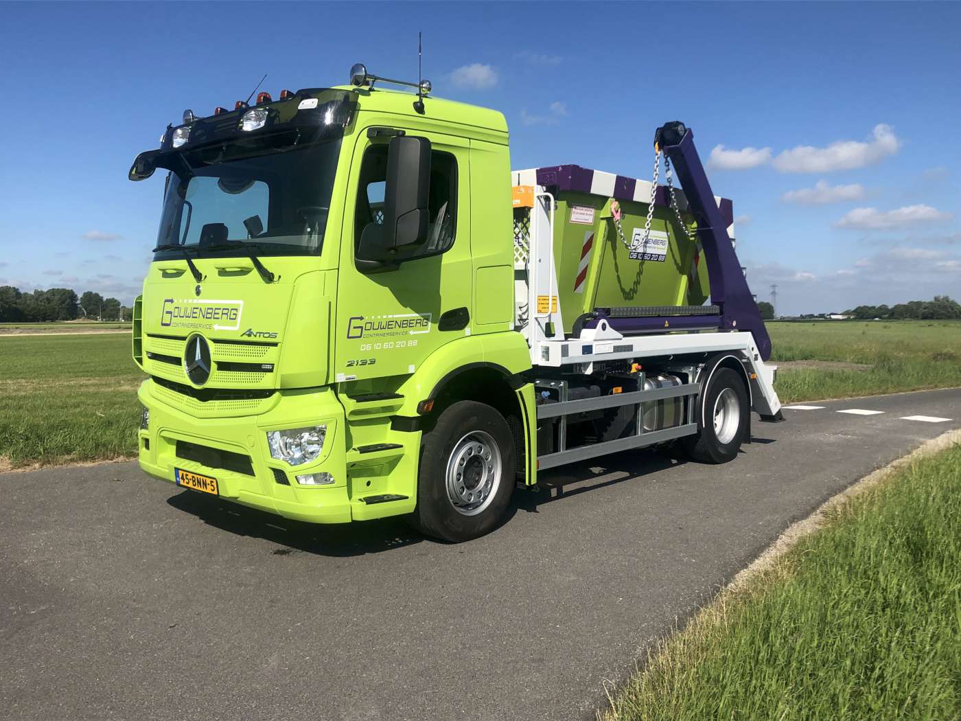 Nieuwe Antos voor Gouwenberg Containerservice