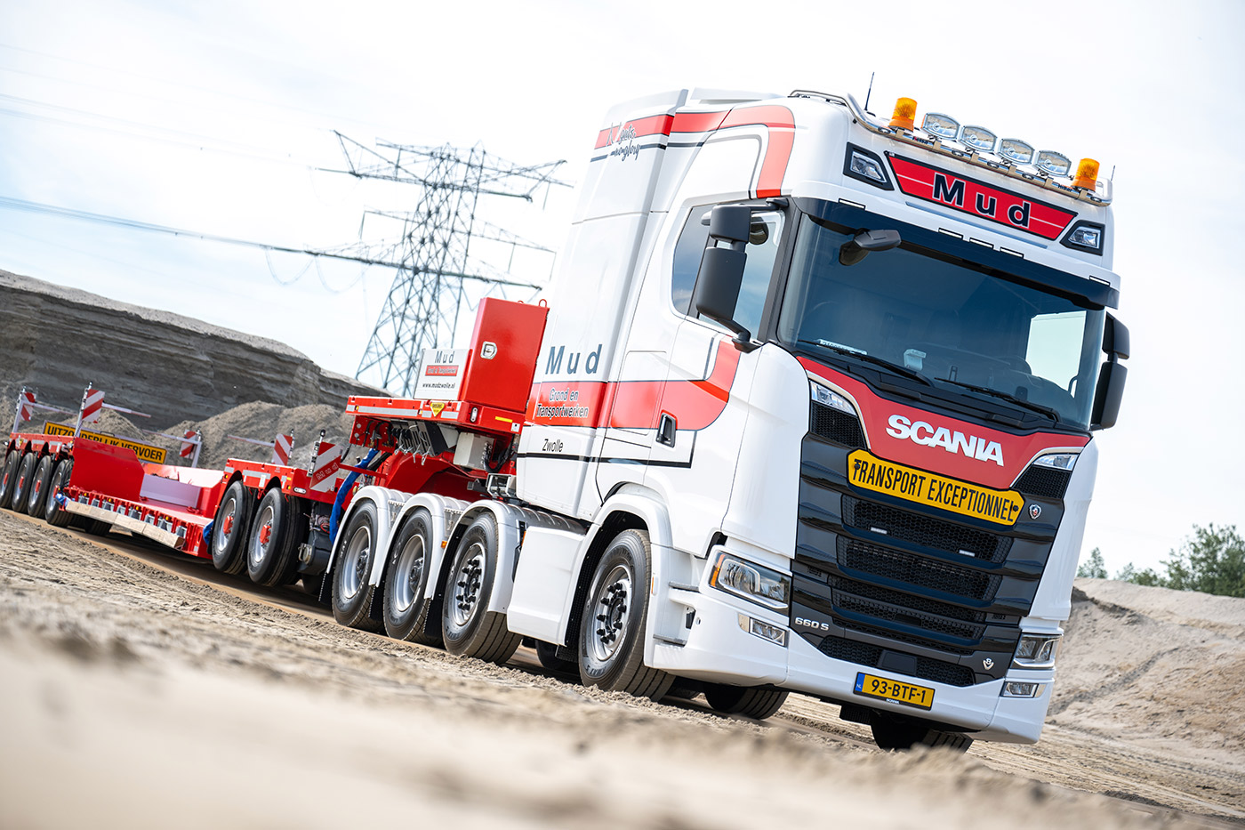 Scania 660S 8x4 voor MUD