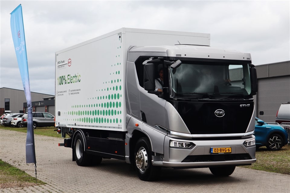 BYD introduceert twee elektrische trucks voor Nederland