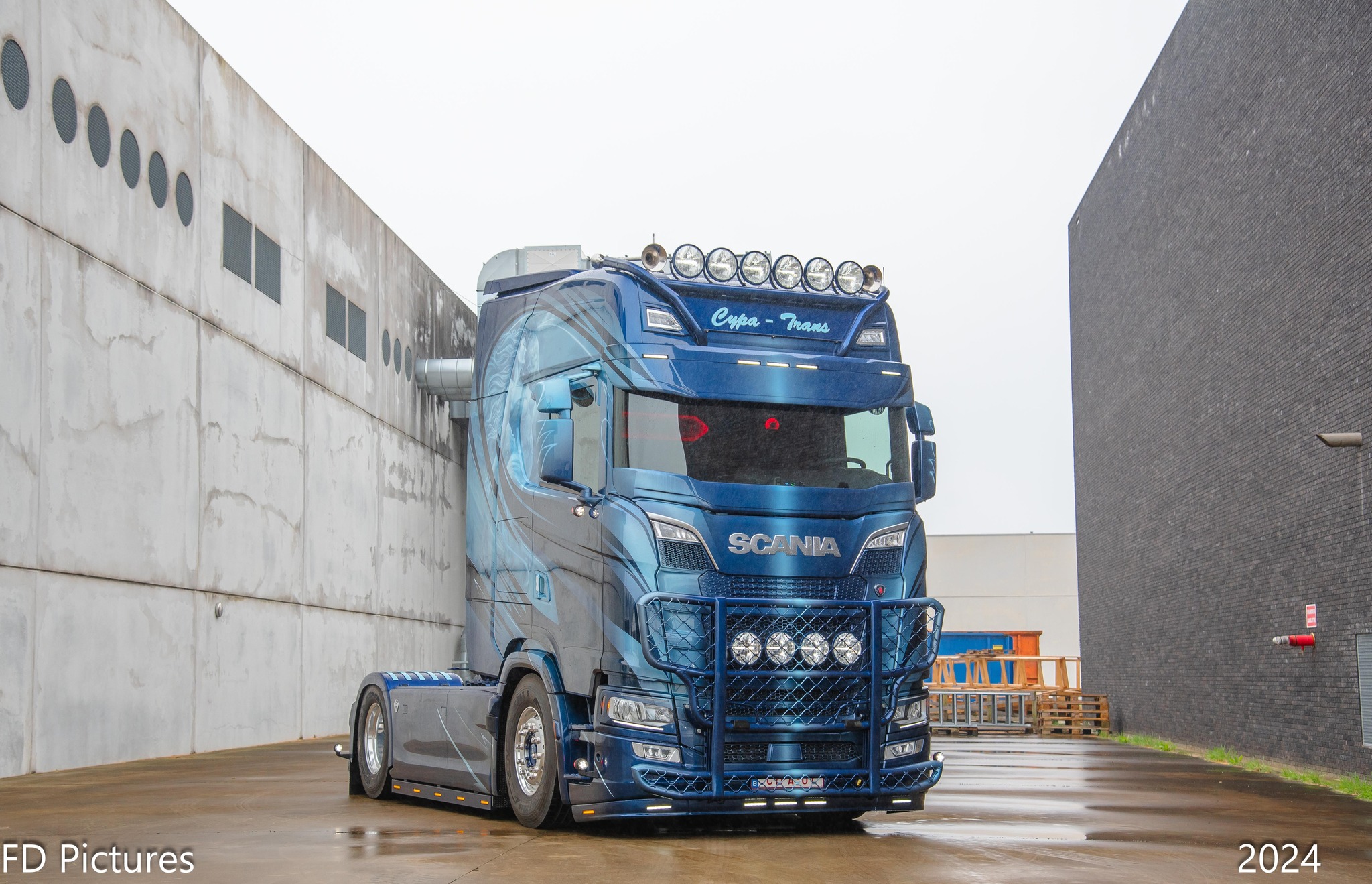 Scania 660S voor Cypa Trans