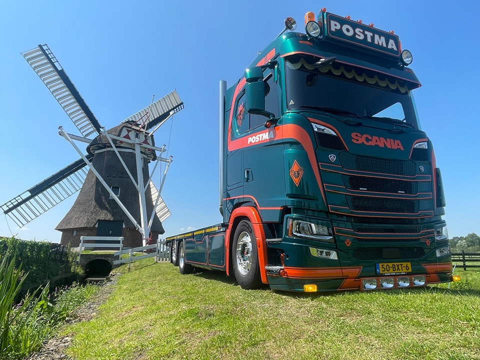 Scania 530S voor Postma Grijpskerk