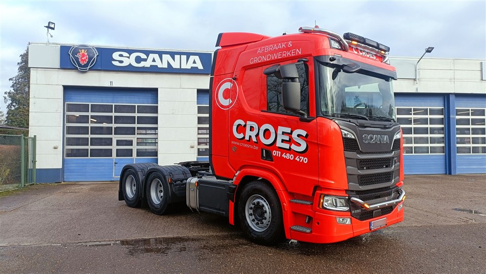 Scania V8 voor de afbraak