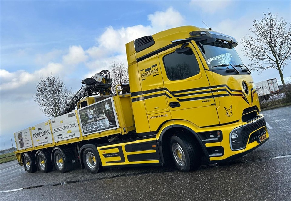 Doodeman gaat van V8 naar elektrisch