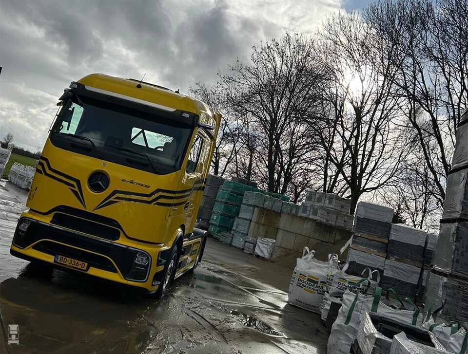 Doodeman gaat van V8 naar elektrisch