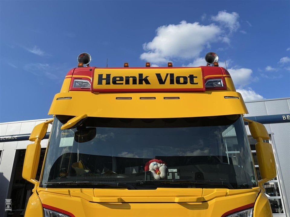 Scania in bekende kleuren van Henk Vlot