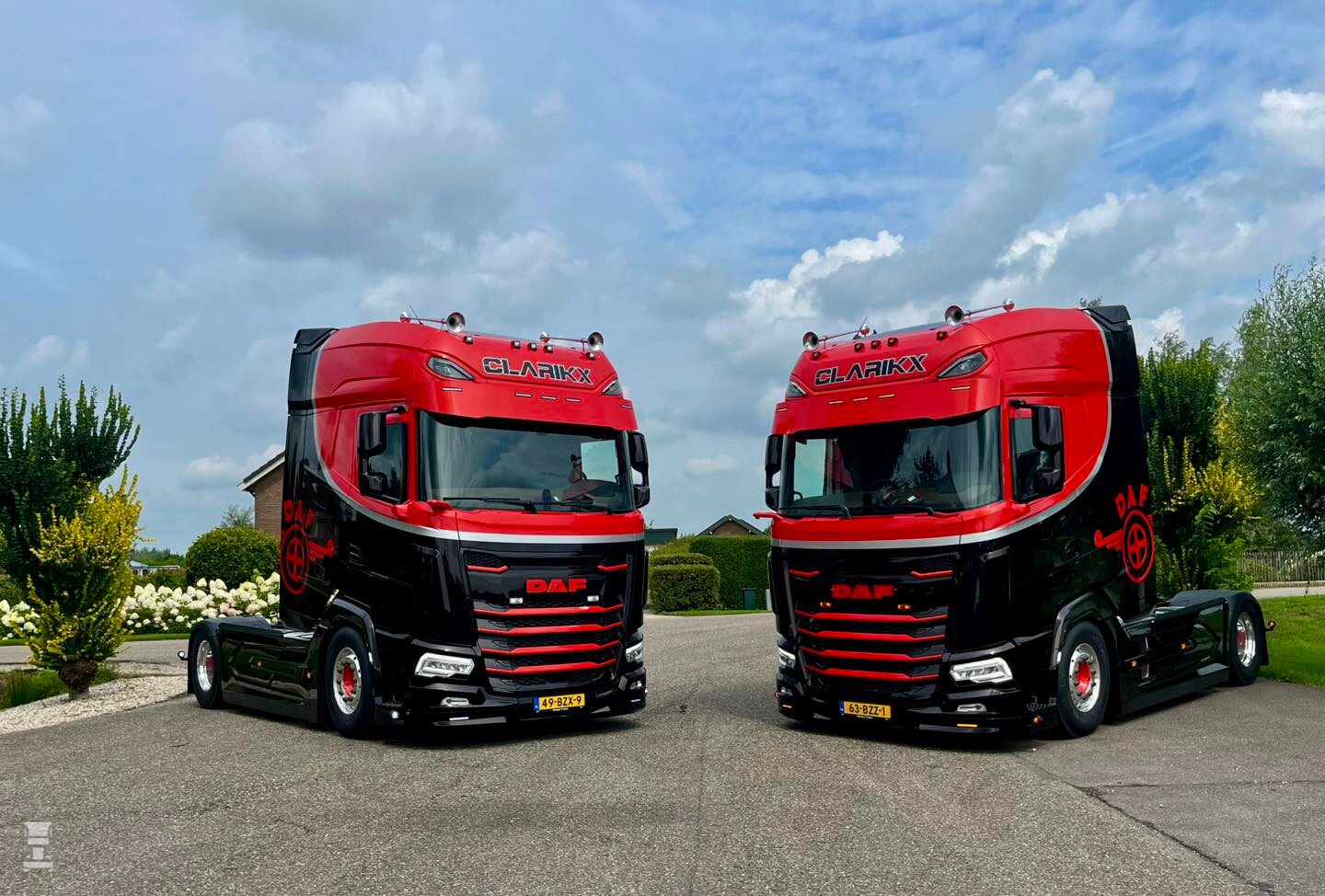Twee DAF XG+ 480 trekkers voor Clarikx Transport