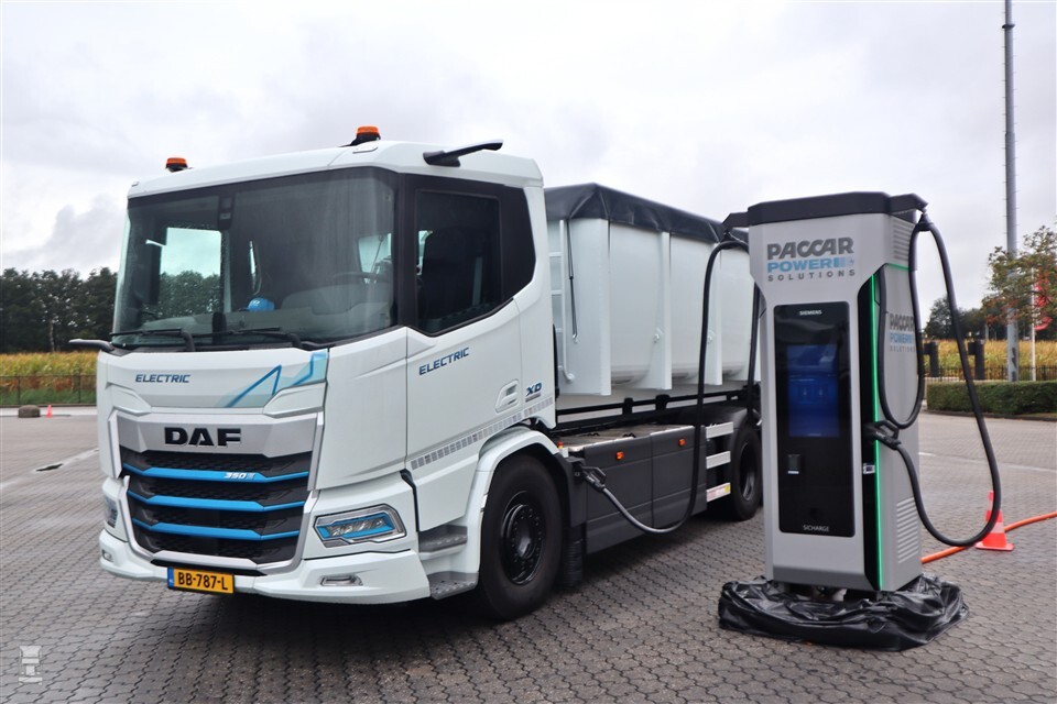 DAF presenteert officieel Electric