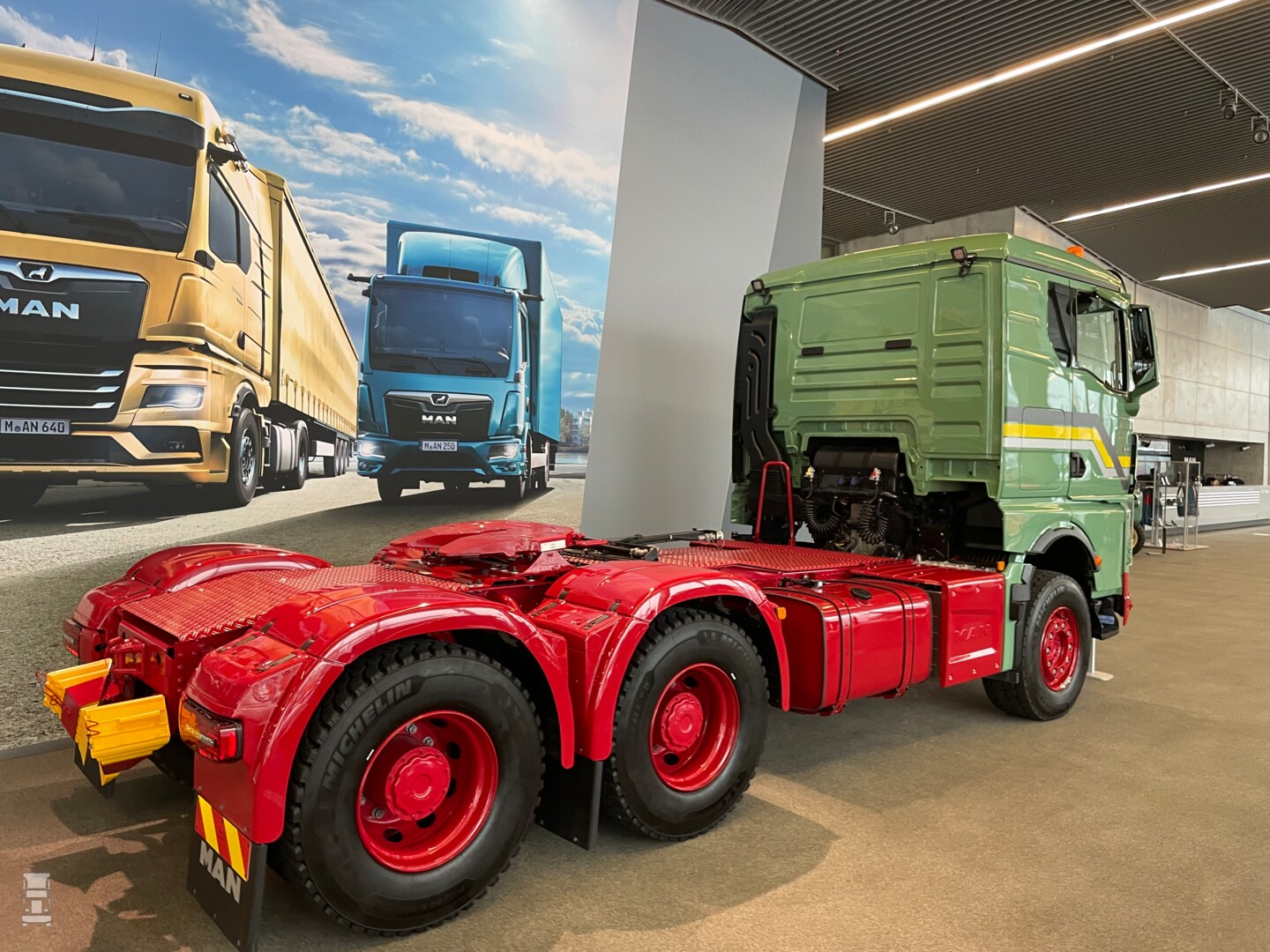 MAN 26.640 Retro truck