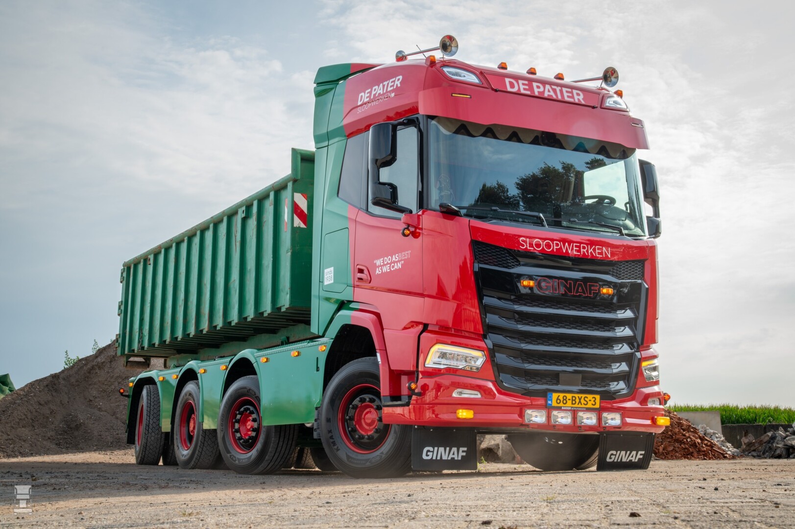 Ginaf XF 4243 TS voor De Pater