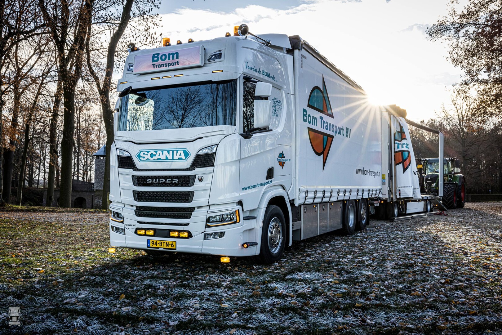 Scania SUPER combi voor Bom Transport