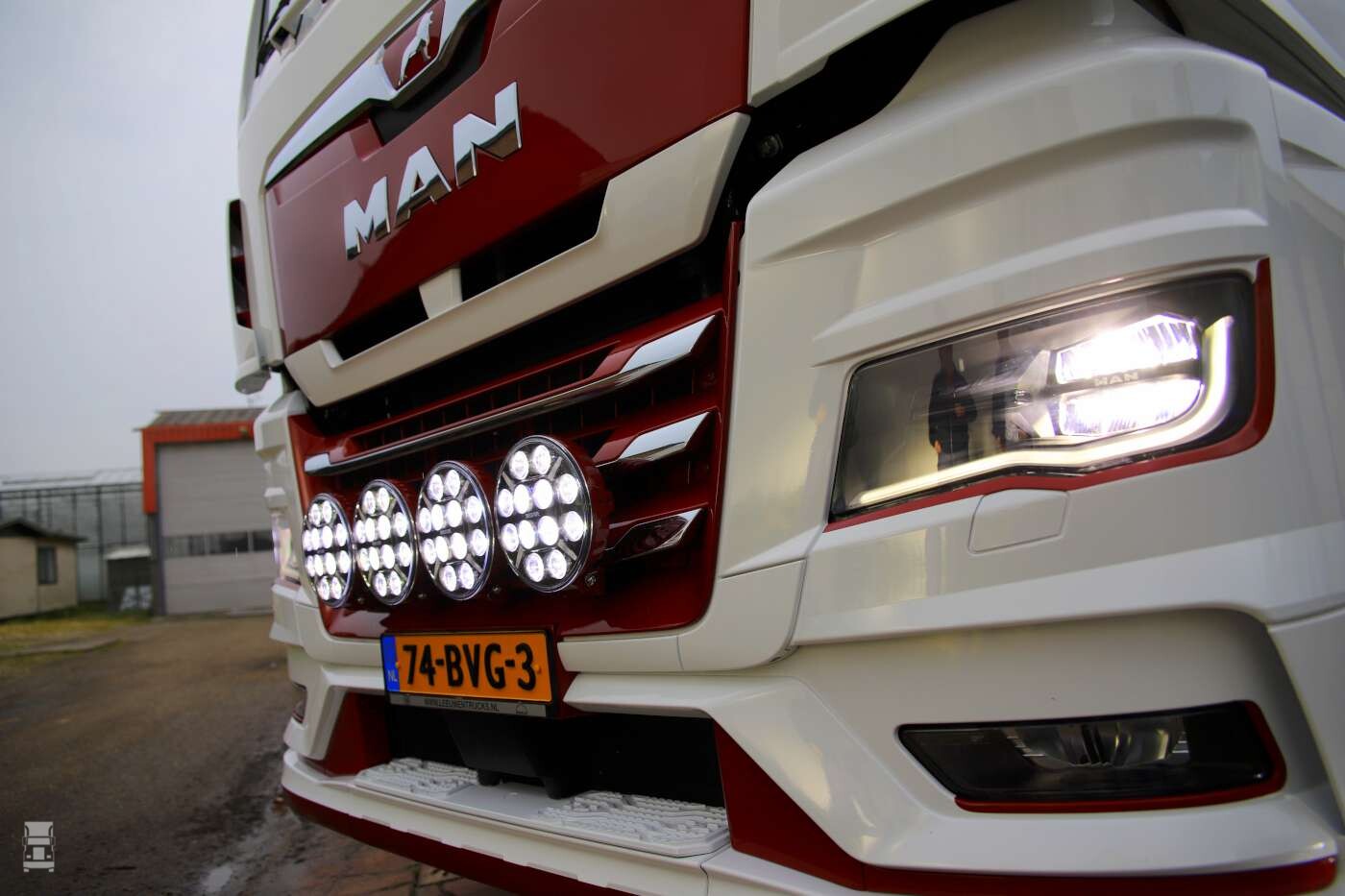 MAN TGX 520 voor Erik van Rhoon