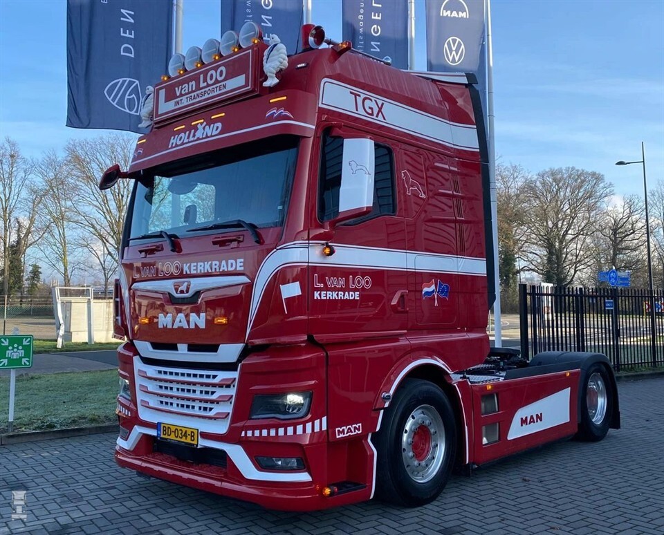 Deze truck van L. van Loo staat zijn mannetje