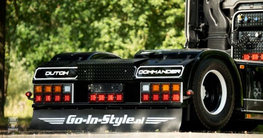 MAN TGX Dutch Commander