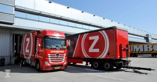 TikTokker Badraaf #Maatjee in BIGtruck